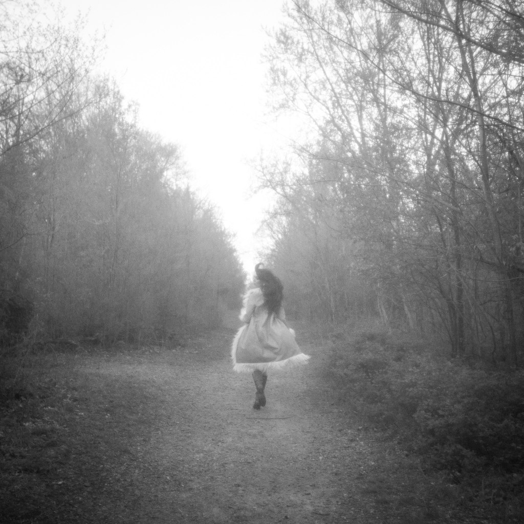 Janet Blackwell bridges nostalgia and self-acceptance on “Eulogy ...